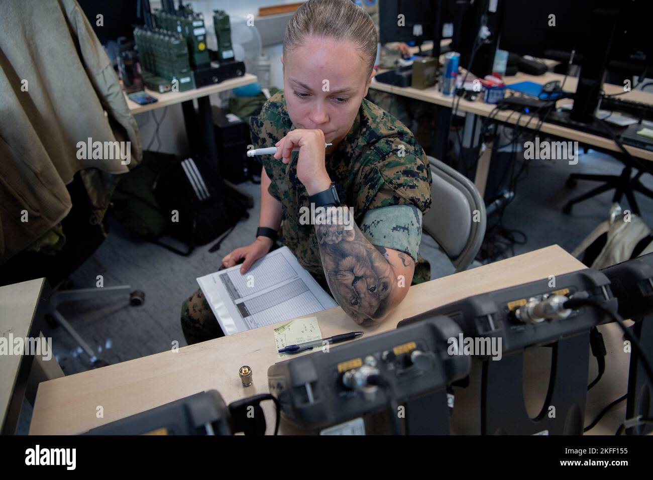 527th space aggressor squadron Banque de photographies et d’images à ...