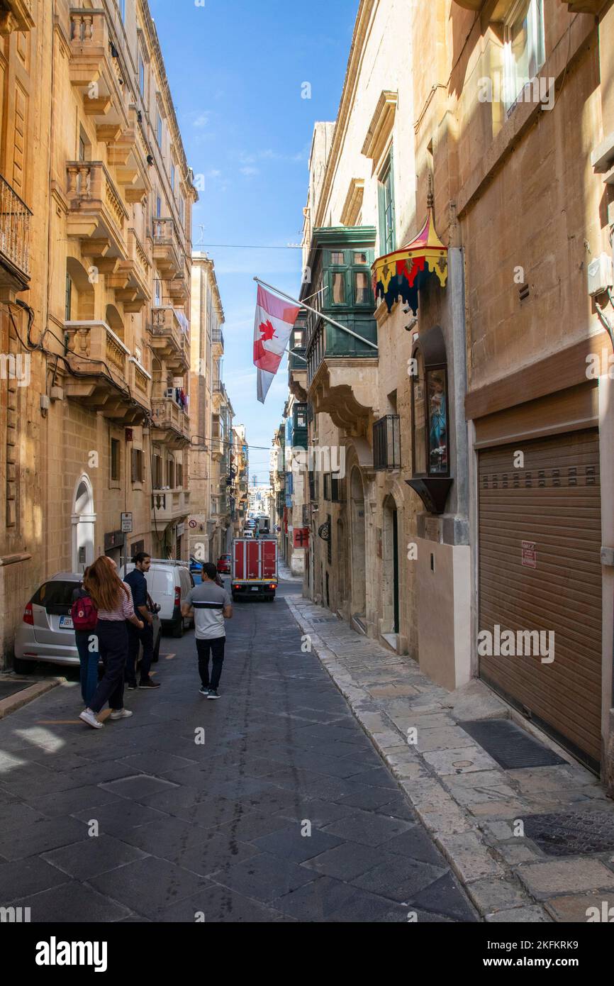 La Valette, capitale de Malte, est une ville fortifiée située sur une ...