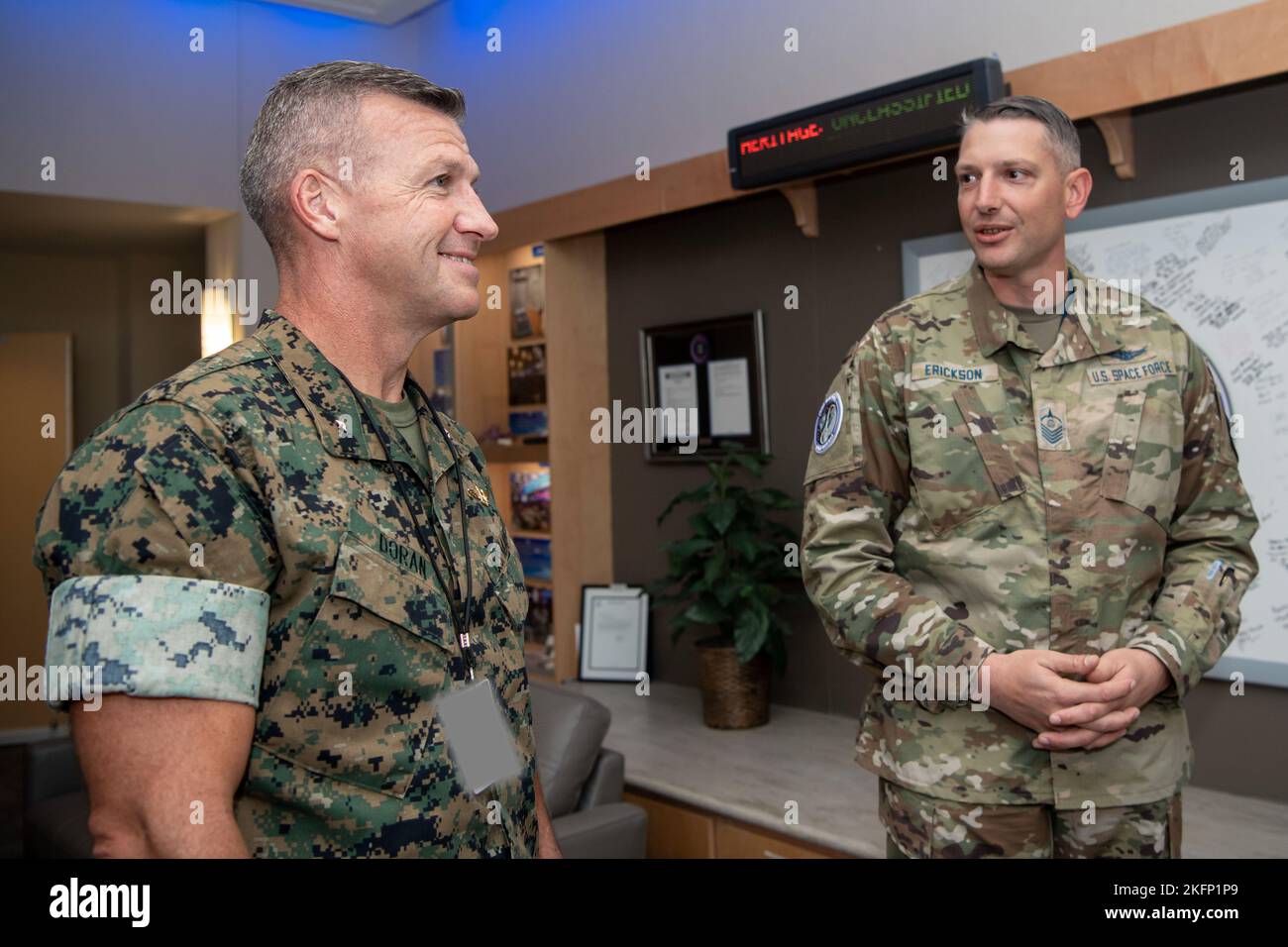 Brig. Du corps des Marines des États-Unis Le général Simon Doran ...