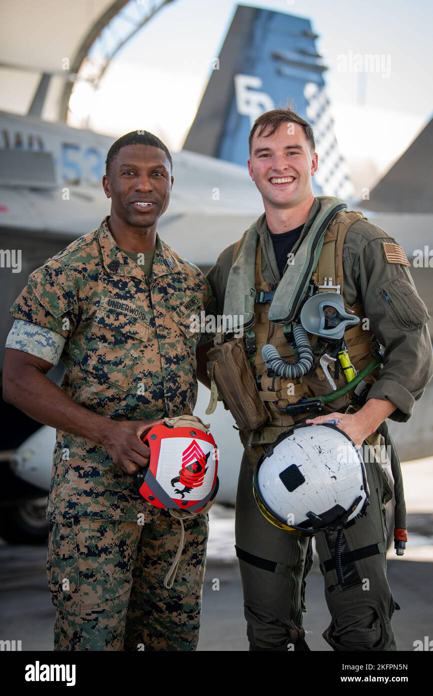 Sergent du corps des Marines des États-Unis Le Maj. Nicholas J ...