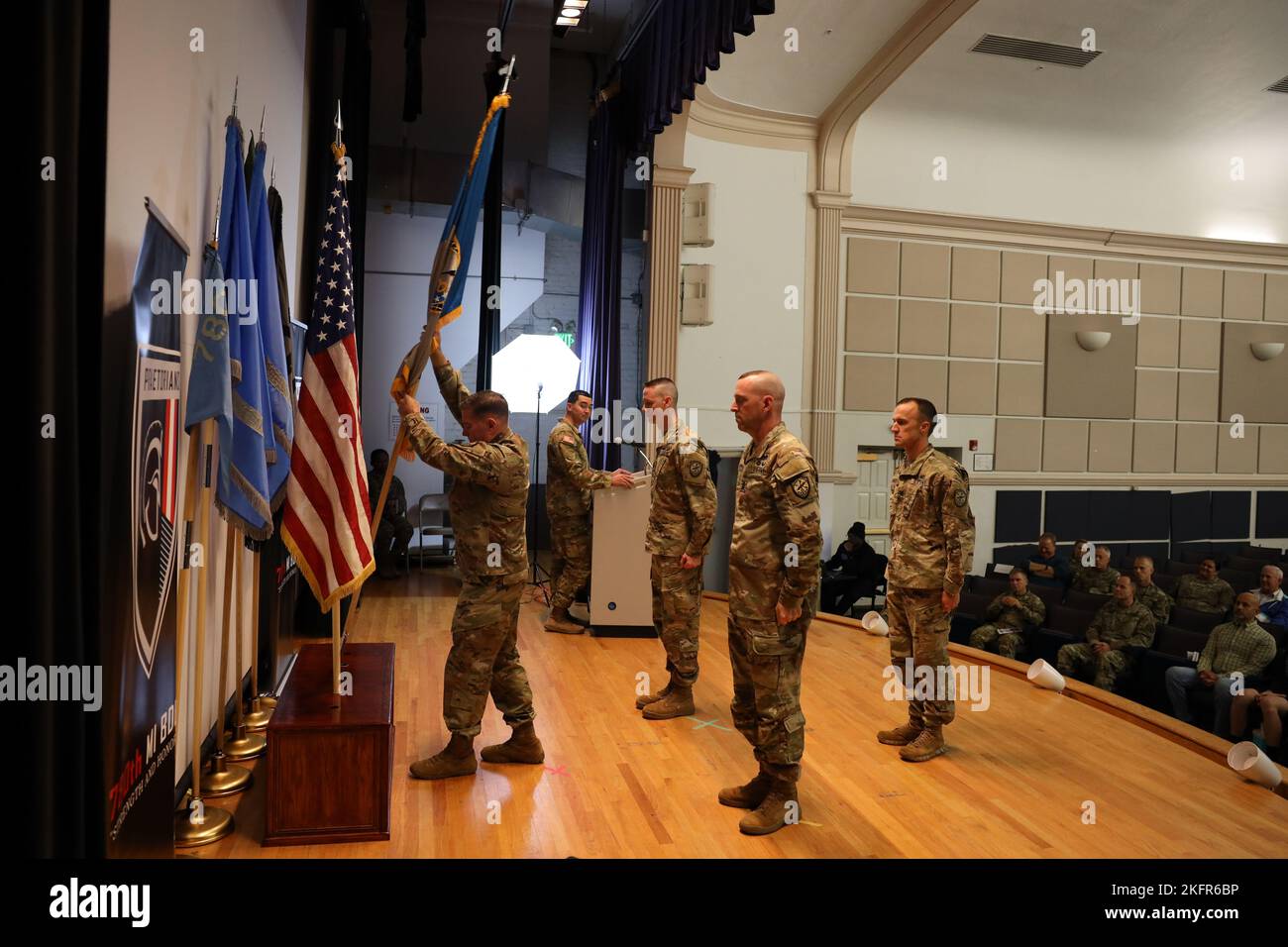 FORT GEORGE G. MEADE, Md. – Le sergent de commandement, le major Ronald ...
