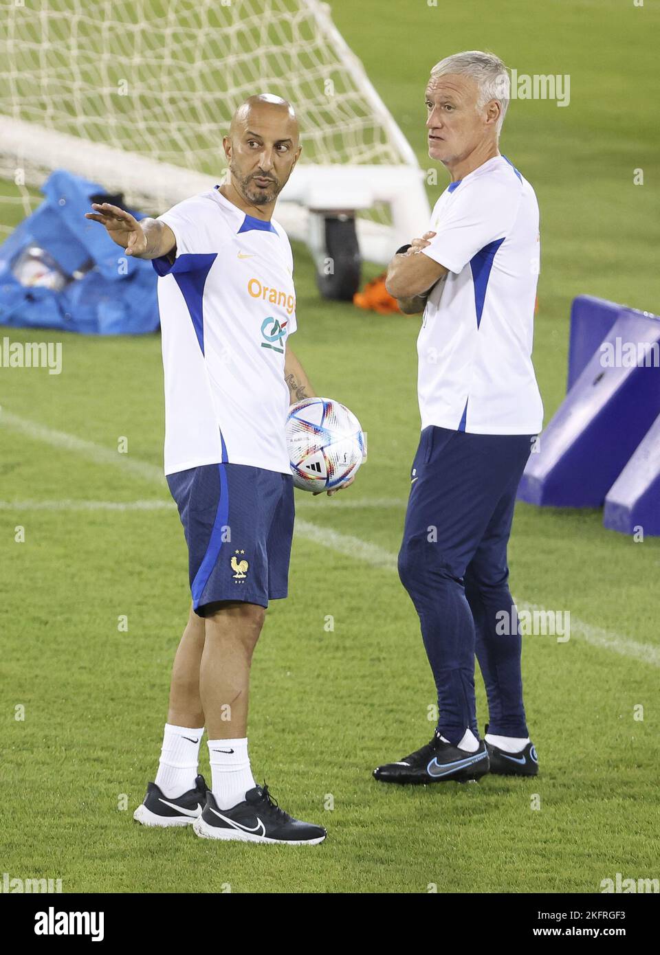 Doha, Qatar - 19 novembre 2022, Bachir Nehar, entraîneur de France ...