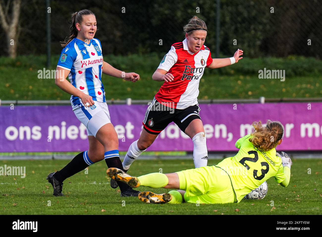 Heerenveen, pays-Bas. 20 novembre 2022 Heerenveen - Esmee de Graaf de ...