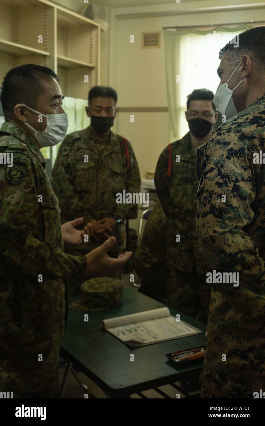 Le lieutenant-colonel Stephen J. Boada, commandant du 3D Bataillon ...