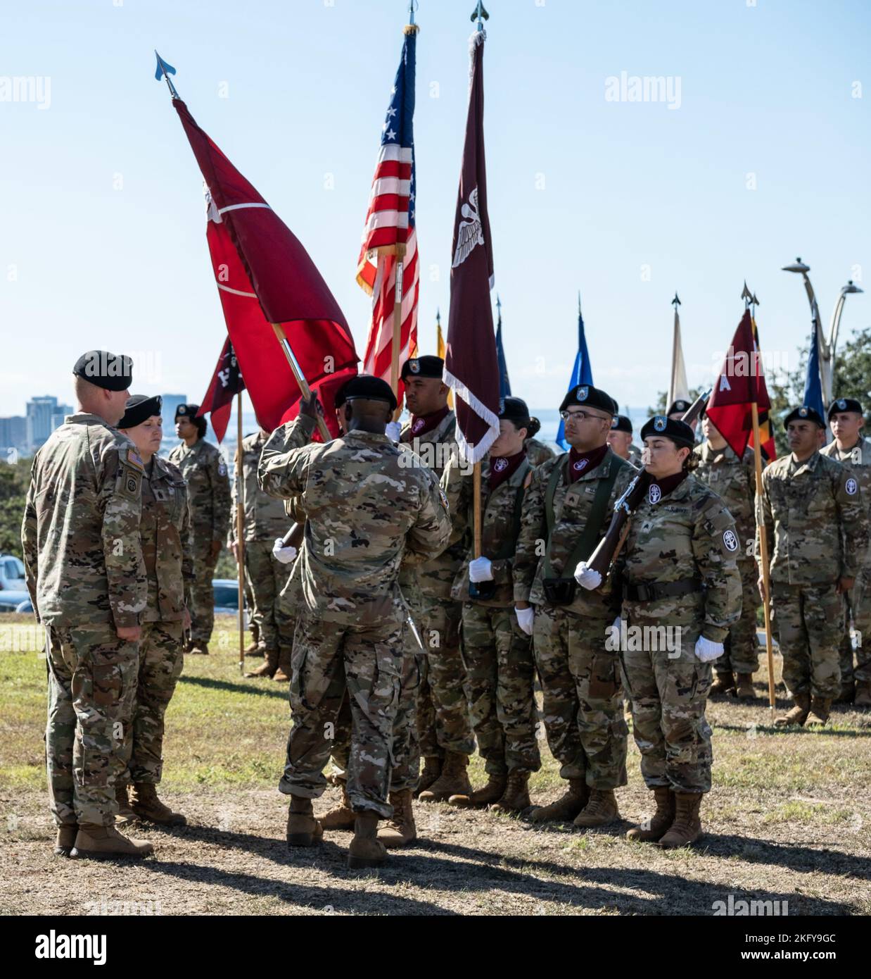 Cérémonie de changement de responsabilité de l'équipe du bataillon de ...