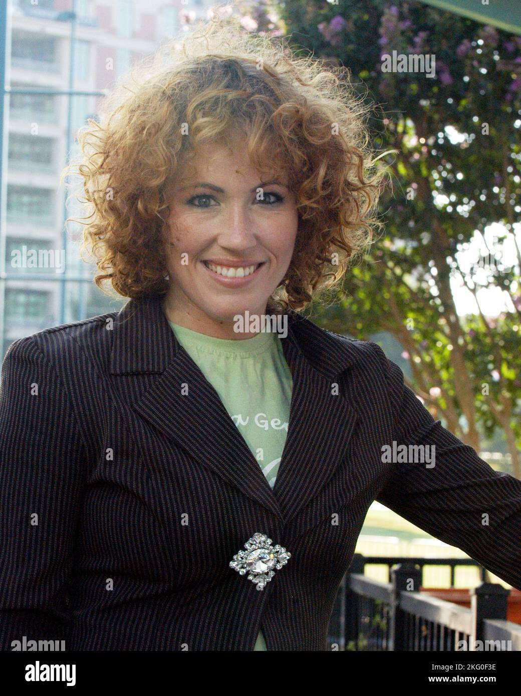 Aslyn, la graphiste du Capitol Records, a fait ses débuts à Atlanta au parc olympique Centennial ...