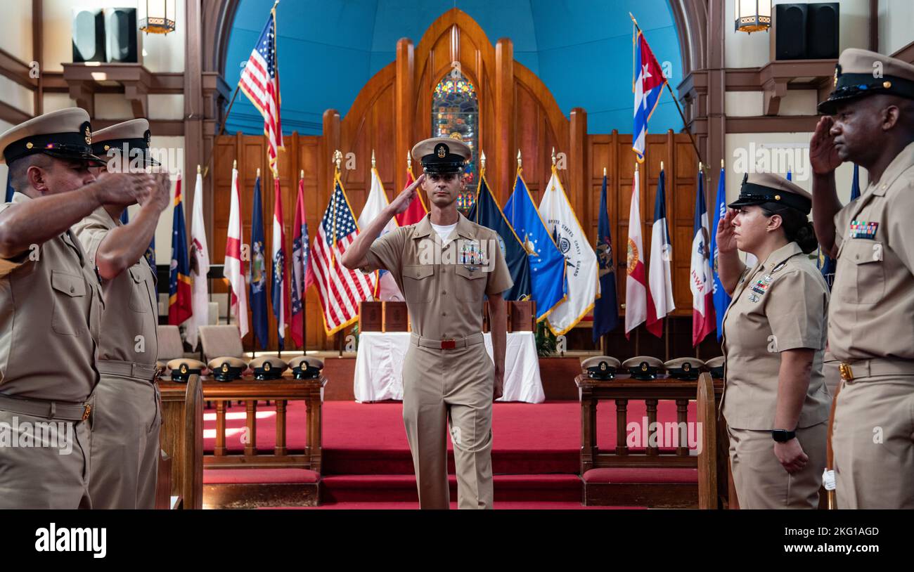 221021-N-CR158-1154 GUANTANAMO BAY, Cuba (oct 21, 2022) Cody R. Boyd ...