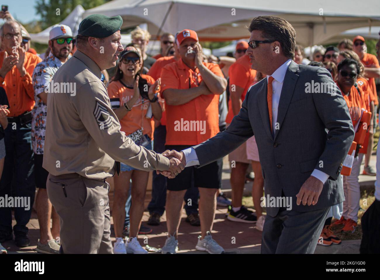 Stade de football boone pickens Banque de photographies et d’images à ...