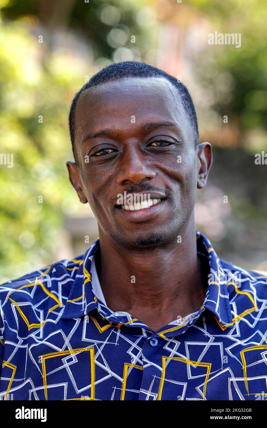 Homme rwandais Banque de photographies et d’images à haute résolution ...