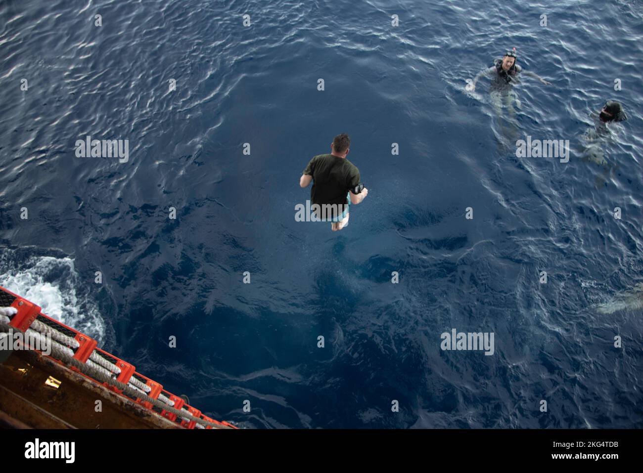 221030-N-XN177-2284 WESTERN PACIFIC OCEAN (OCT 30, 2022) – Aviation ...