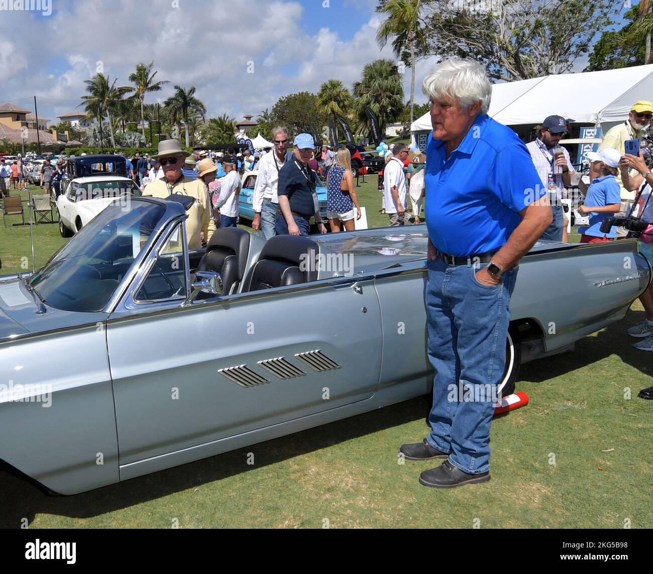 BOCA RATON, FL- FÉVRIER 25 : Jay Leno, Wayne Carini et l'acteur Tim ...