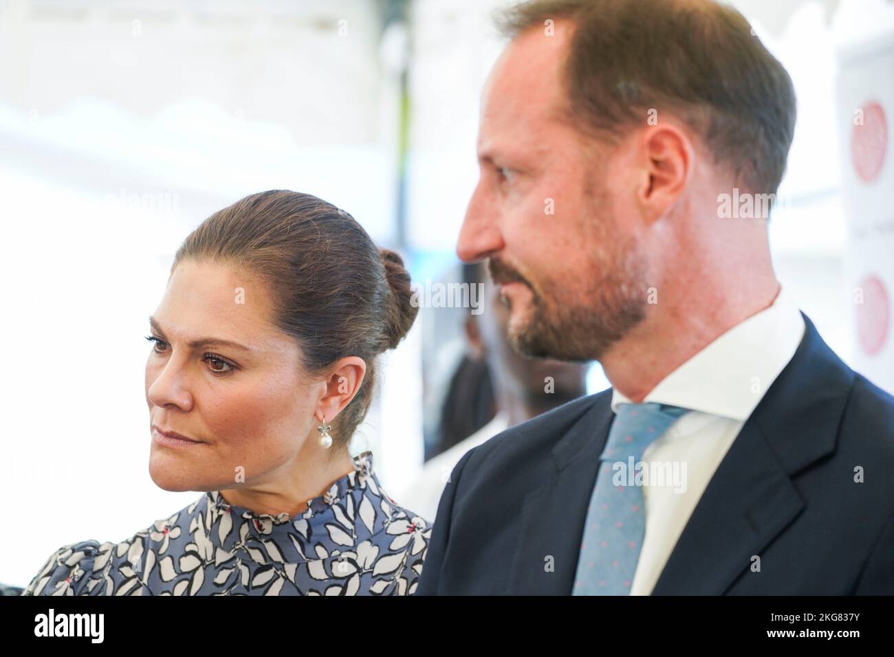 La princesse Victoria et le prince Haakon aux laboratoires adaniens de ...