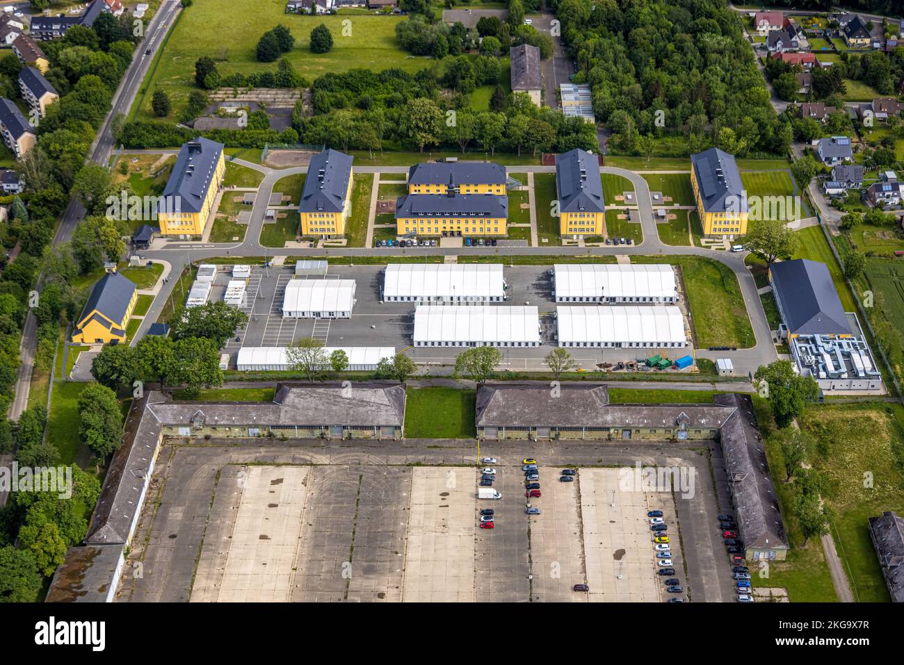 Vue aérienne, ancienne caserne Kanaal van Wessem, complexe d'habitation ...