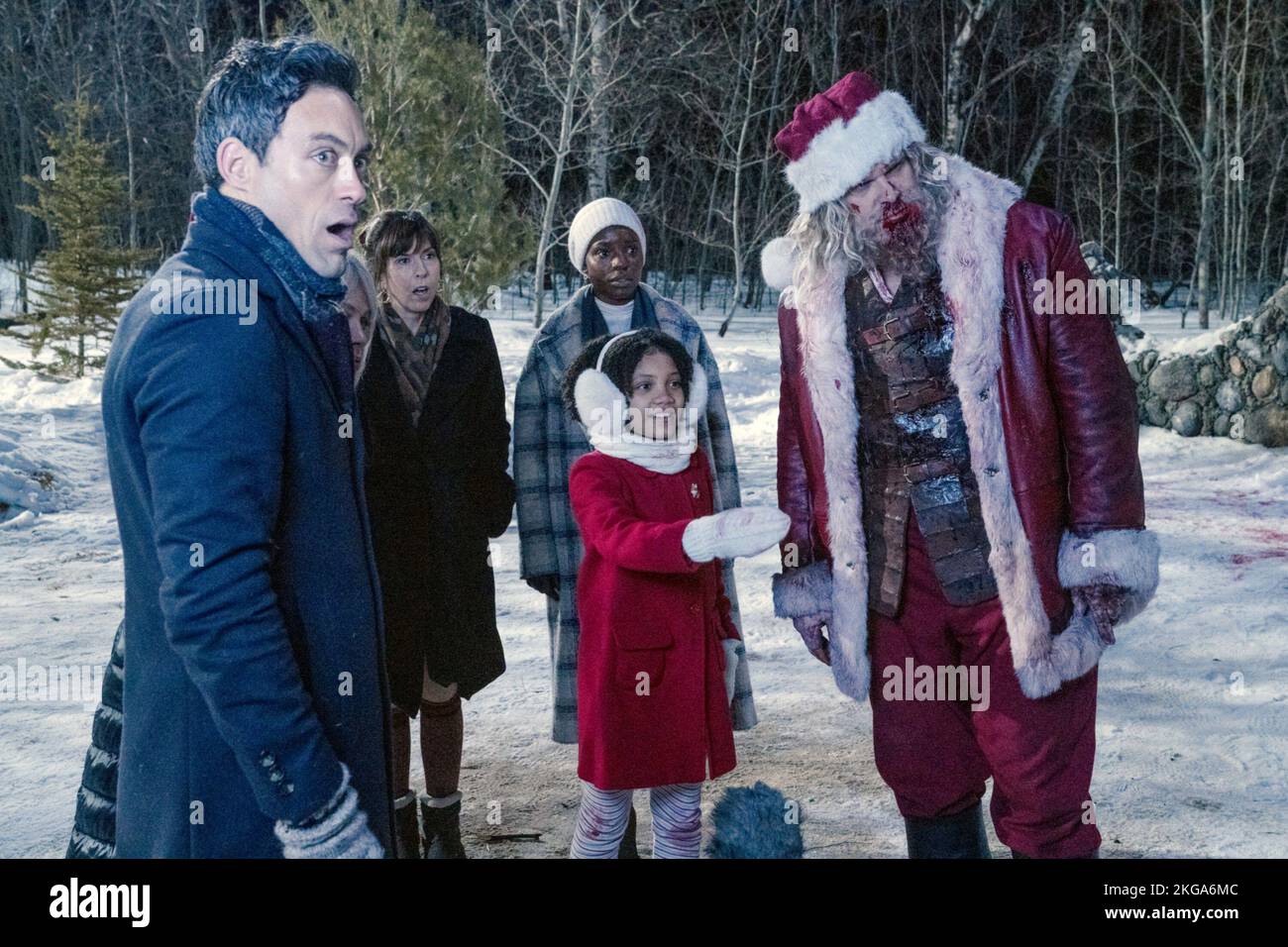 NUIT VIOLENTE, de gauche à droite : Alex Hassell, Beverly d'Angelo, EDI ...