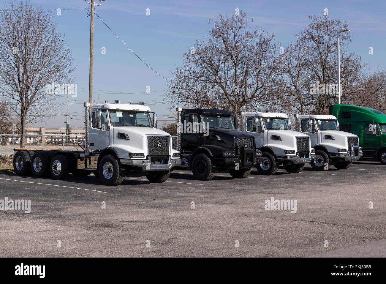 Indianapolis - Circa novembre 2022: Volvo Trucks VHD 300 Axle Back de ...