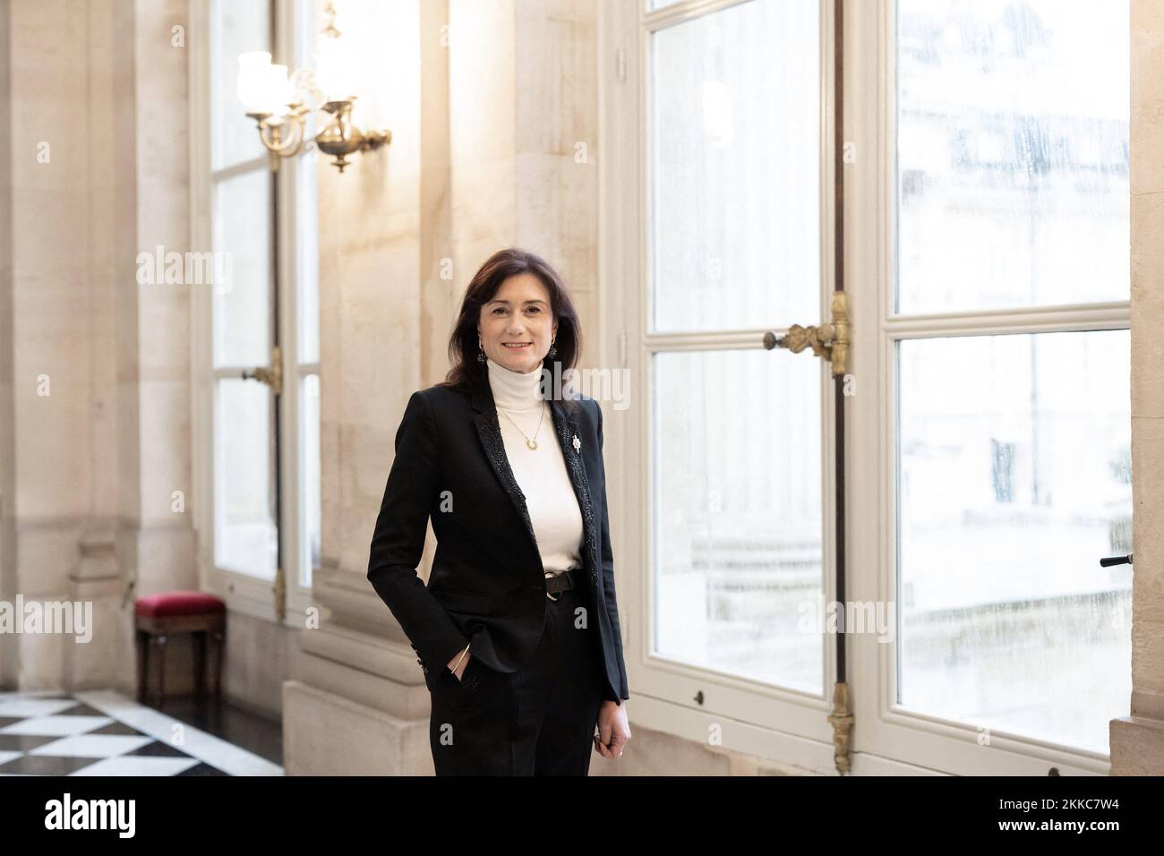 Adjoint du groupe Democrate (modem et personnes à charge), Sandrine ...