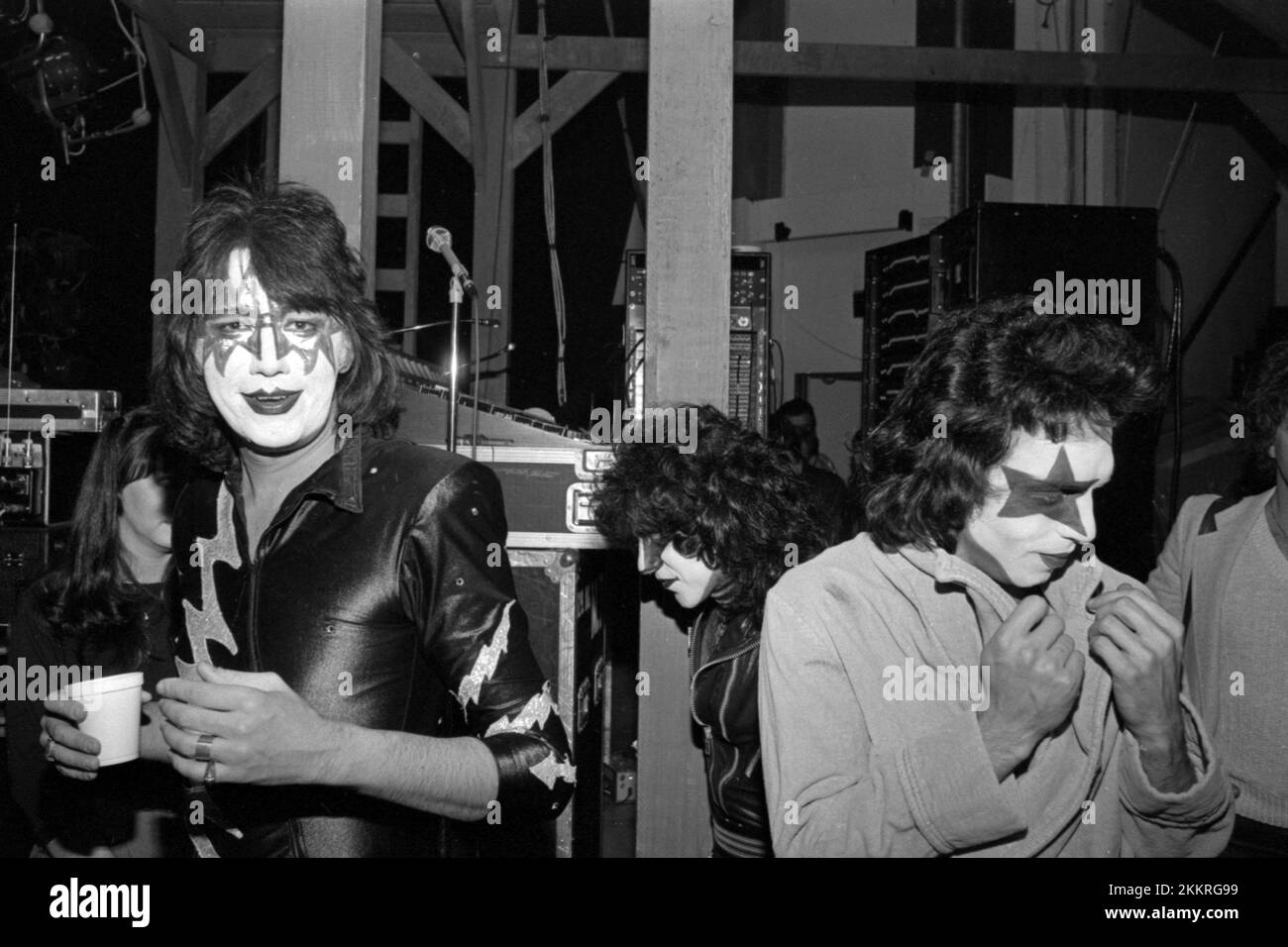 Ace frehley kiss Banque d'images noir et blanc - Alamy