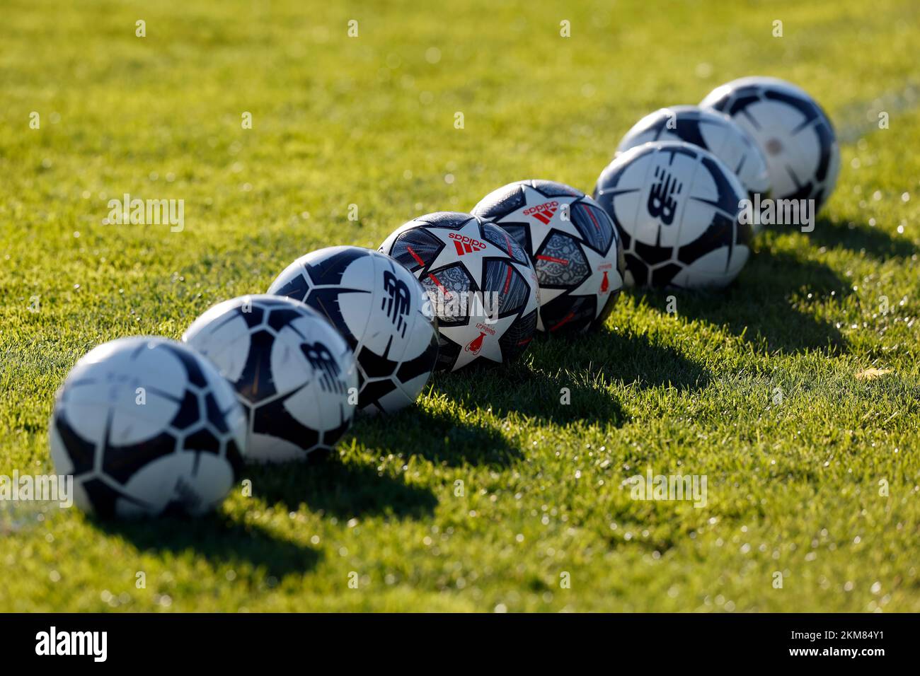 Football ballons Banque de photographies et d’images à haute résolution ...