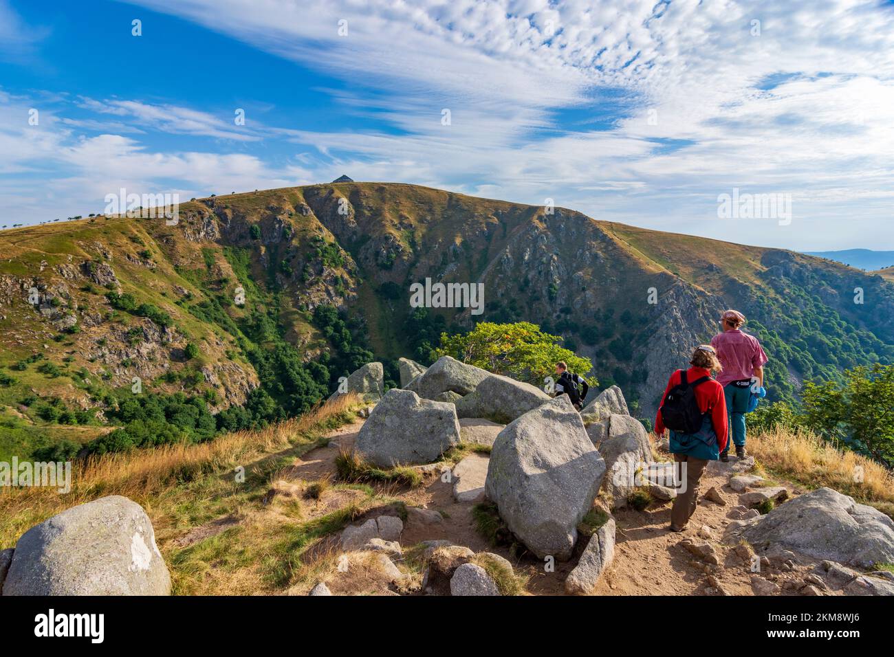 Montagnes des Vosges (Vogesen): sommet Hohneck, vue du sud au bassin de ...