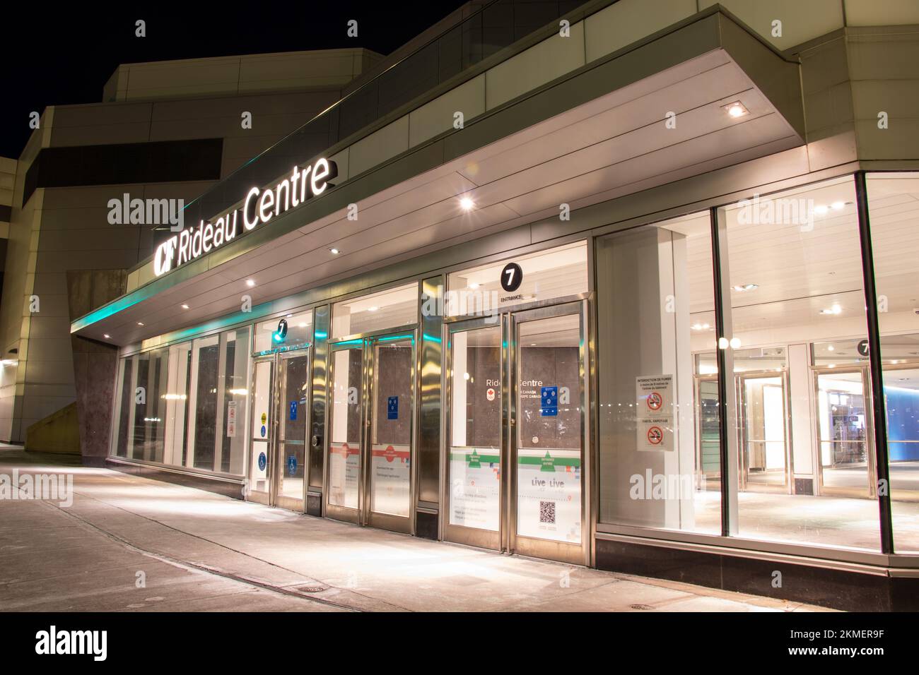 Centre commercial rideau centre Banque de photographies et d’images à ...