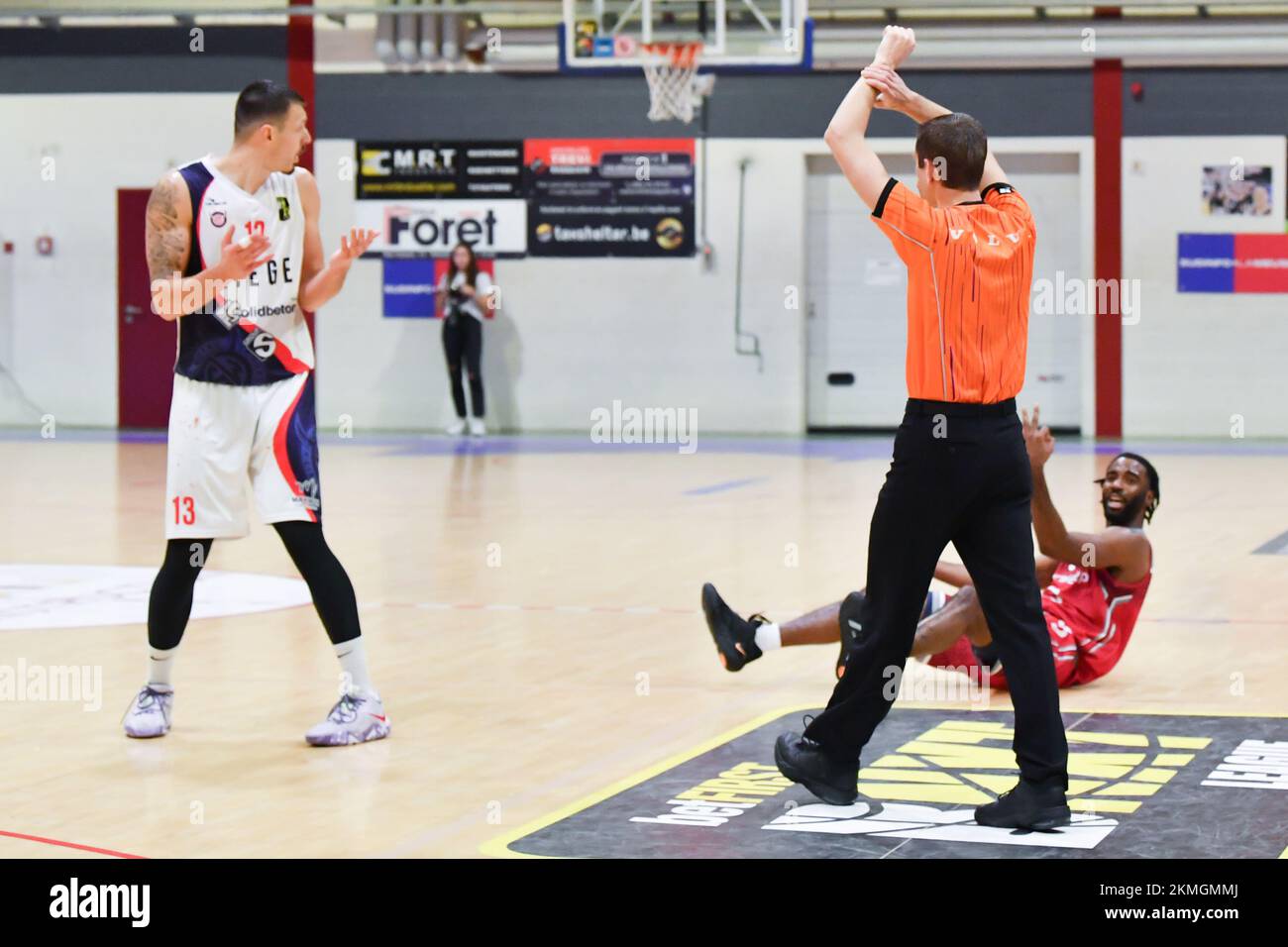 Arbitre de basket Banque de photographies et d’images à haute ...