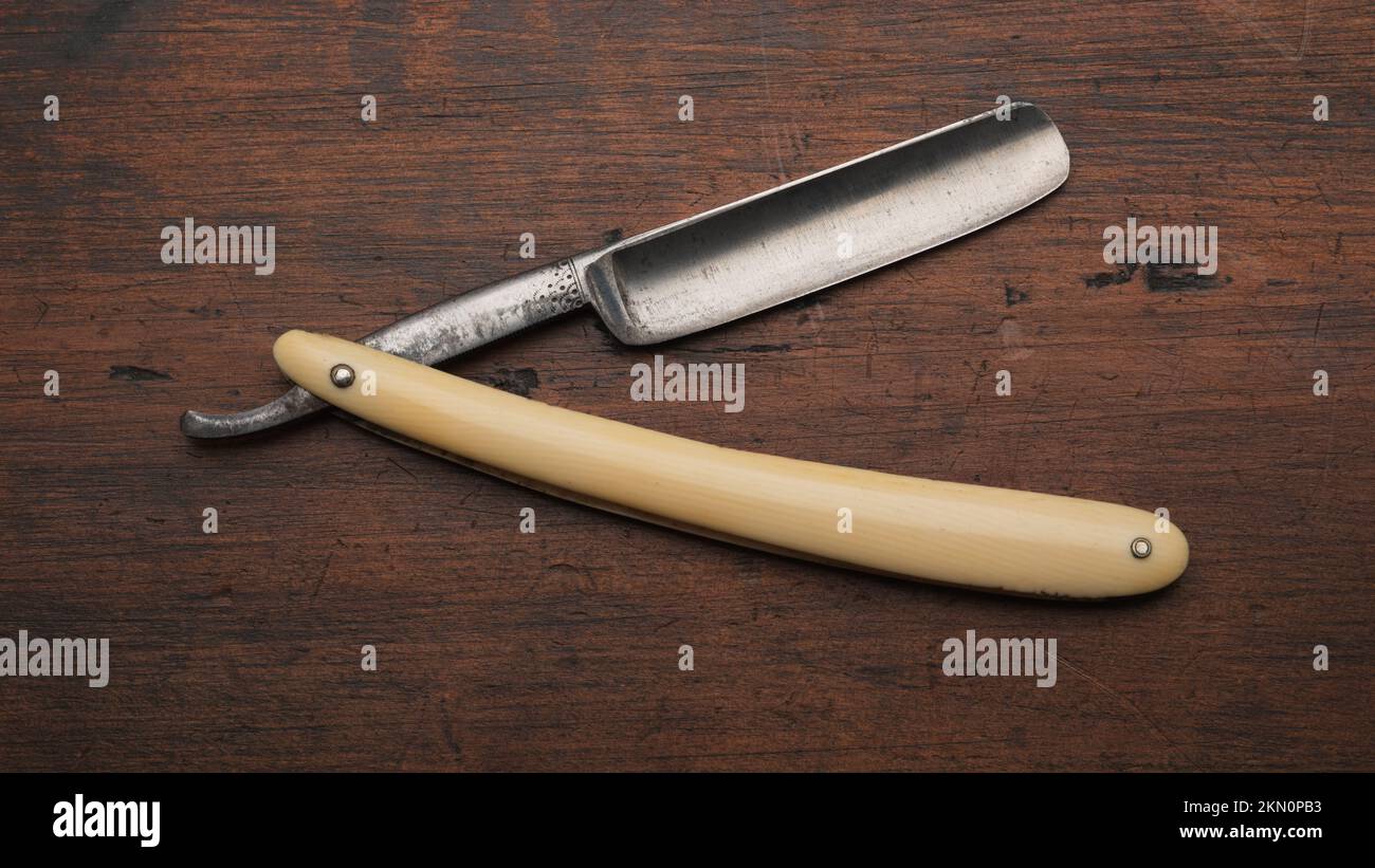 Rasoir de gorge Banque de photographies et d’images à haute résolution ...