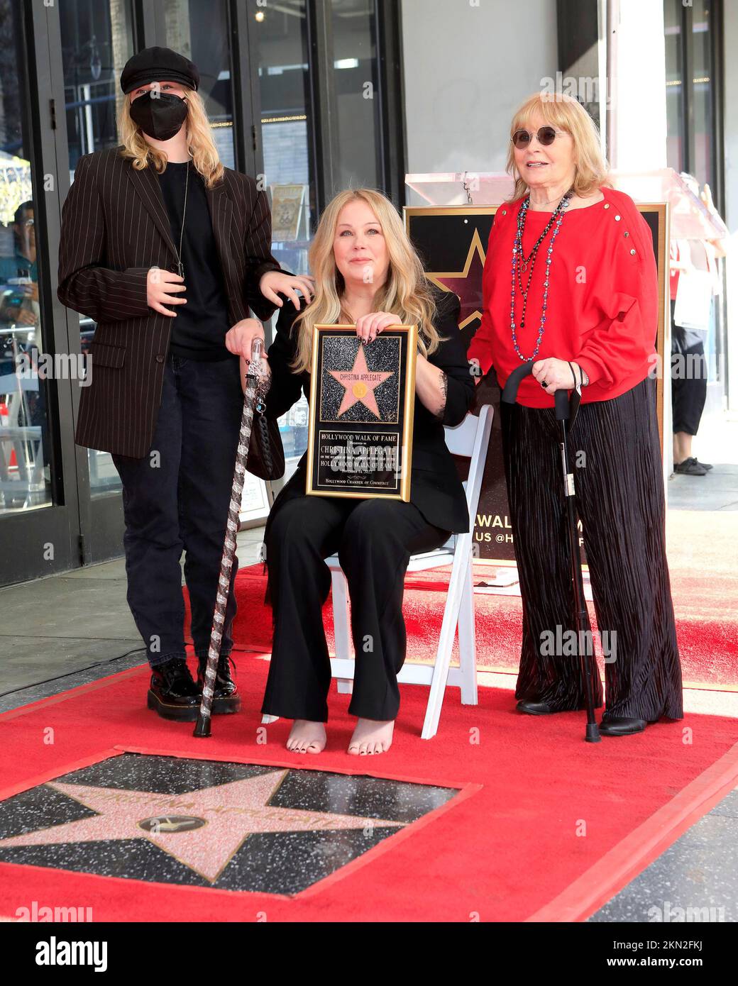 LOS ANGELES - 4 NOVEMBRE : Sadie Grace Lenble, Christina Applegate ...