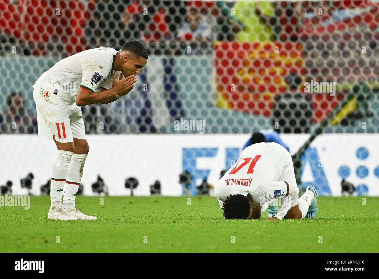 Abdelhamid Sabiri et Zakaria Aboukhlal du Maroc pendant le match ...