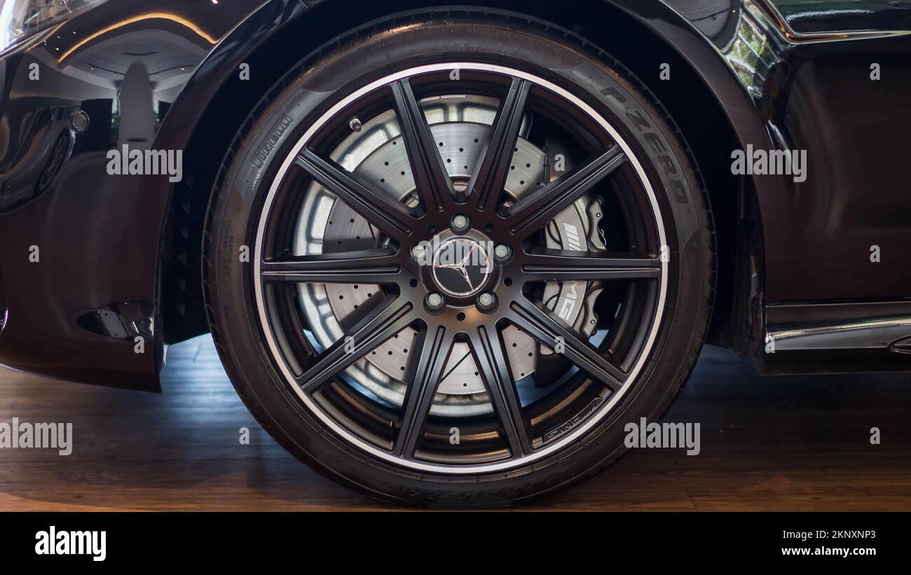 A sports car model of mercedes benz Banque de photographies et d’images ...