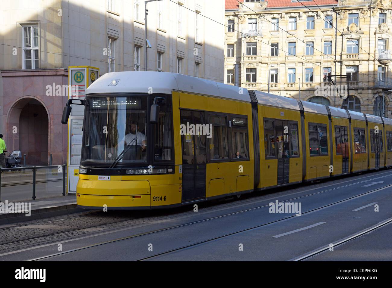 Tramway Bombardier FLEXITY Berlin à Berlin, en Allemagne, tramways ...