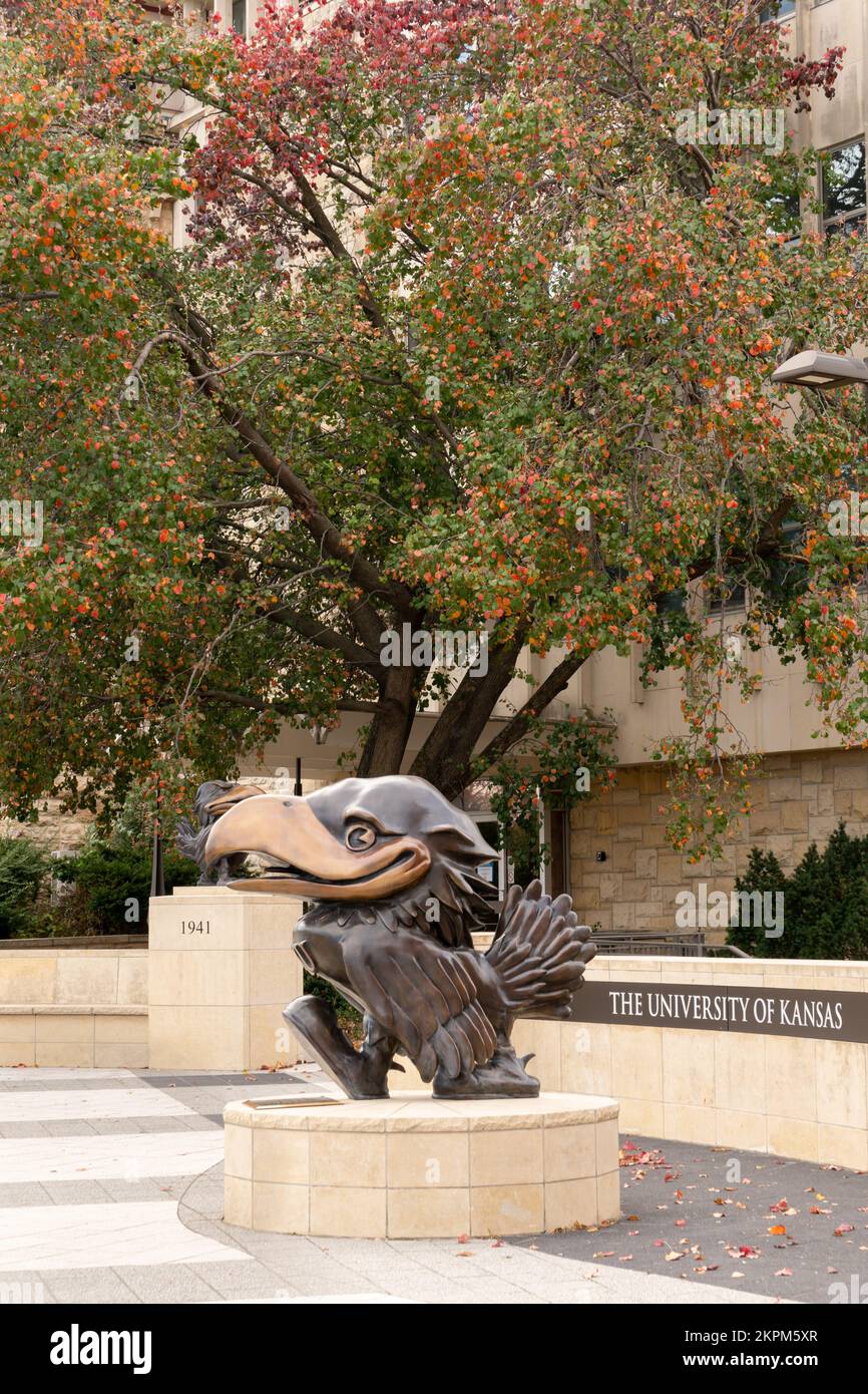 Statue de jayhawk de 1946 Banque de photographies et d’images à haute ...