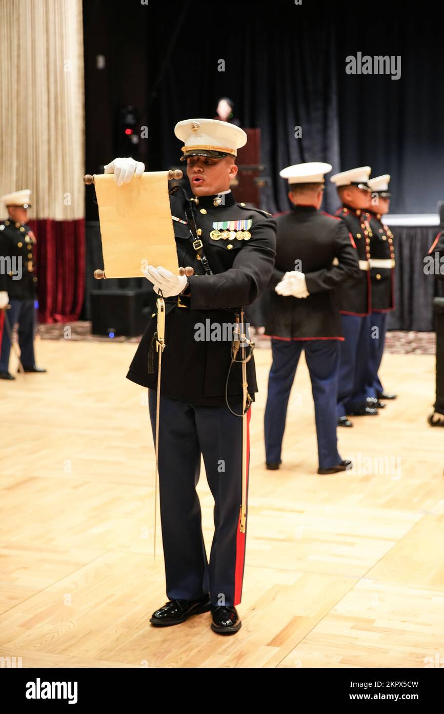 ÉTATS-UNIS Le capitaine du corps maritime Nathan Hartline, officier de ...