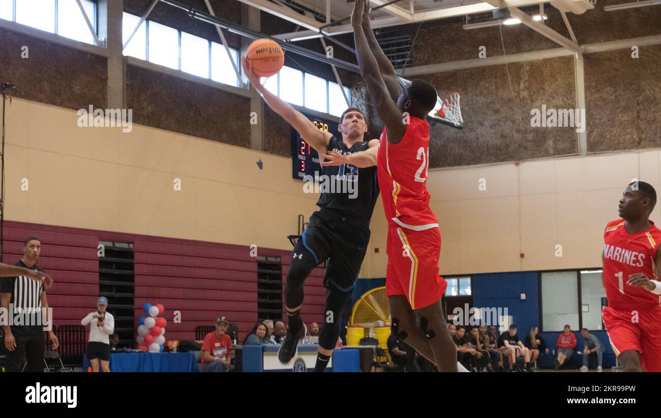 ÉTATS-UNIS Force aérienne 1st. Le lieutenant Matthew Dougherty, membre ...