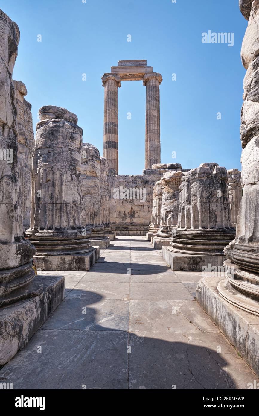 Didim, Turquie- 23 août 2021 Une vue du temple d'Apollon à Didyma ou ...