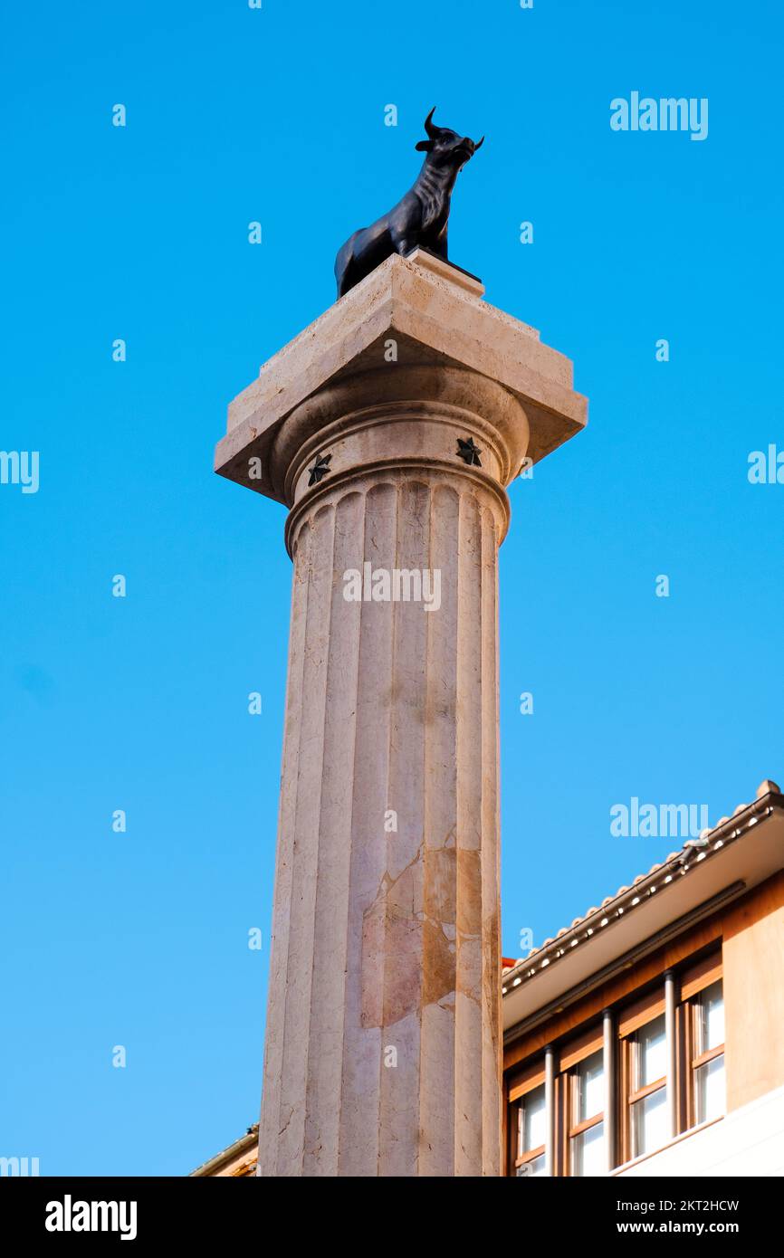 Colonne el torico Banque de photographies et d’images à haute ...