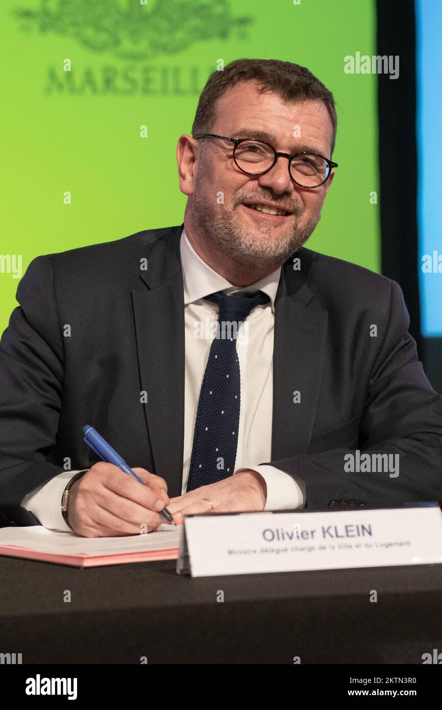 Olivier klein logement Banque de photographies et d’images à haute résolution - Alamy