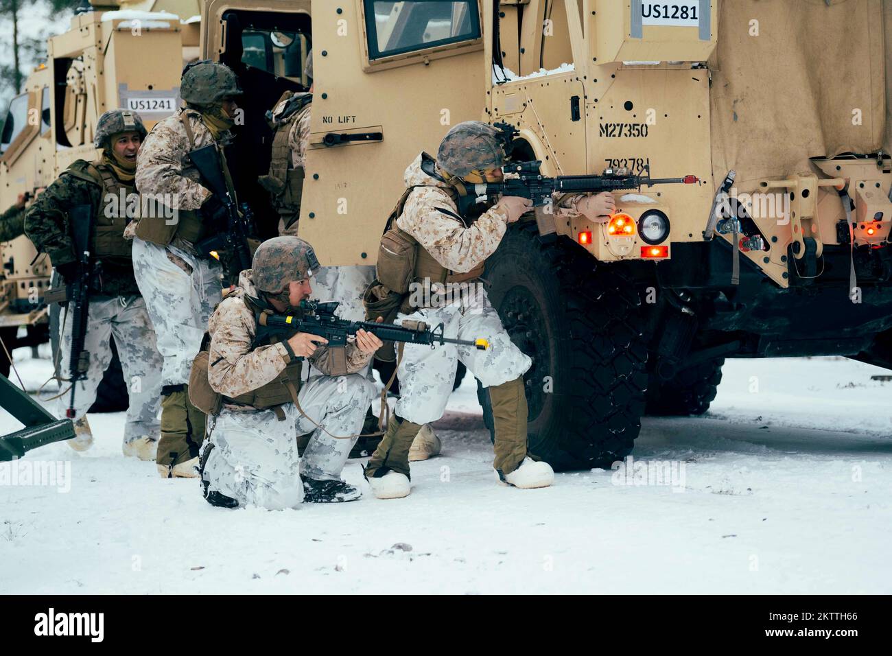 Syndalen, Finlande. 22nd novembre 2022. ÉTATS-UNIS Marines avec combat ...
