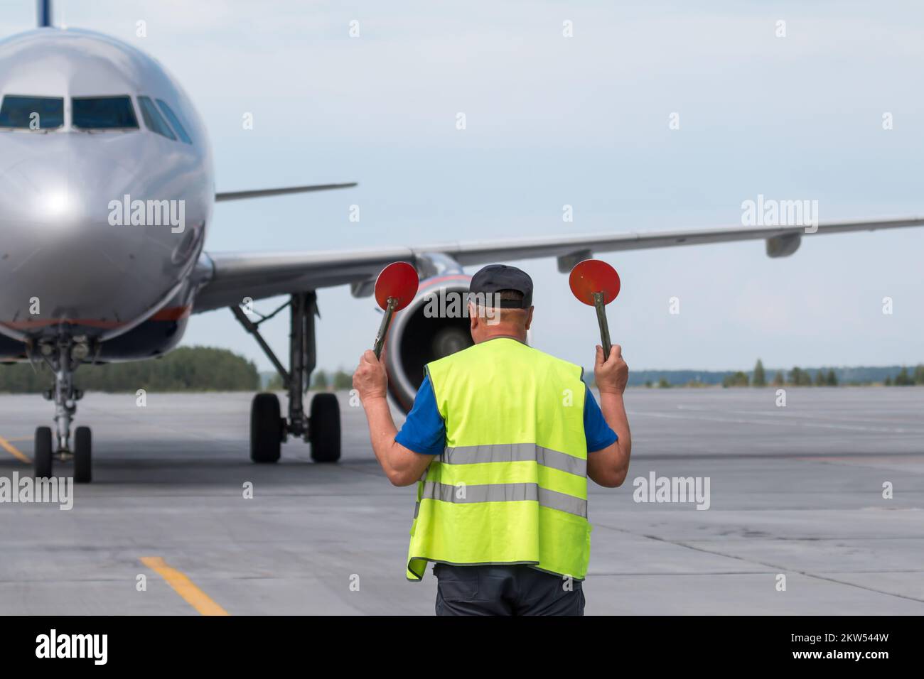 Aircraft marshalling Banque de photographies et d’images à haute ...