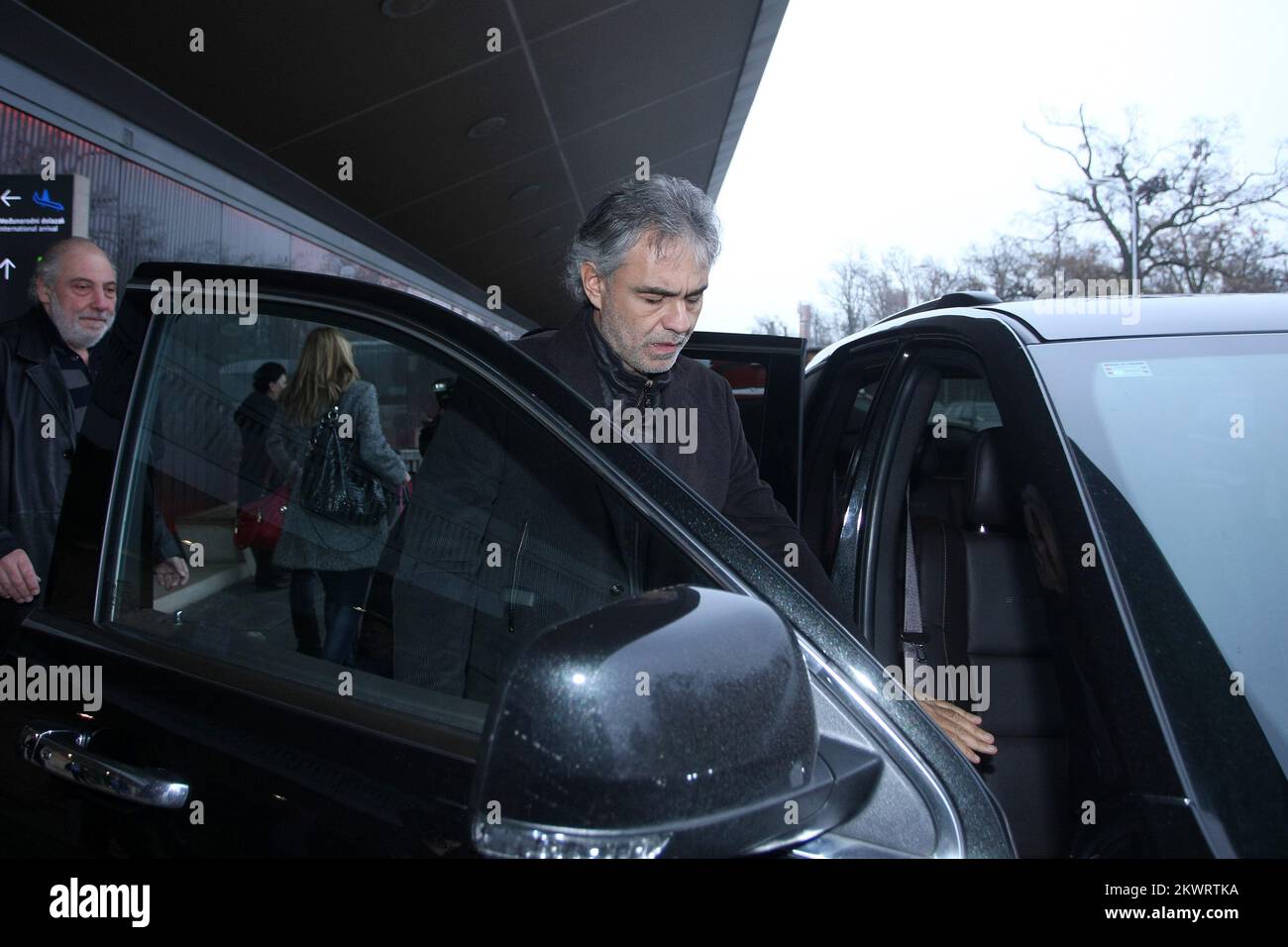 Andrea bocelli et sa femme Banque de photographies et d’images à haute ...