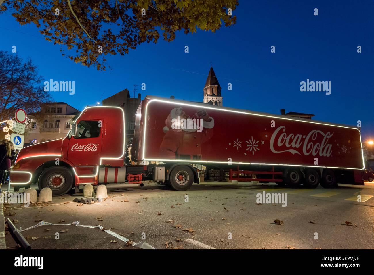 Prendre une photo d'un camion de coca cola Banque de photographies et d ...