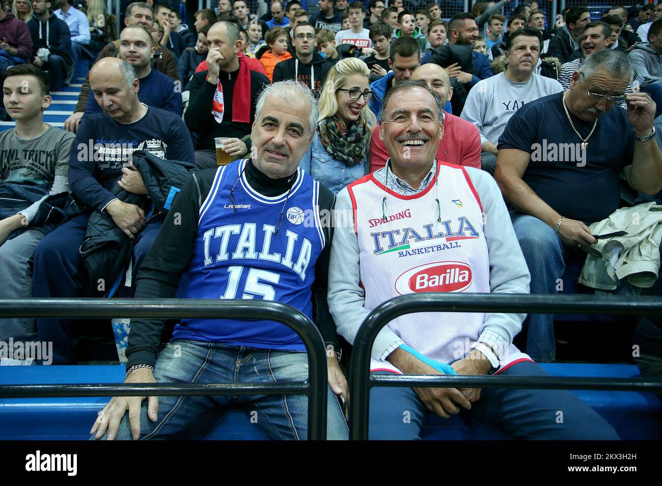 Coupe d'italie de basket hommes Banque de photographies et d’images à haute résolution - Alamy