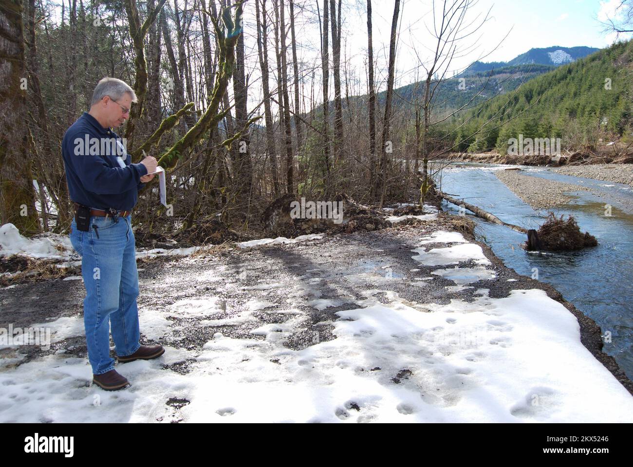 Inondations glissements de terrain/glissements de terrain tempête ...