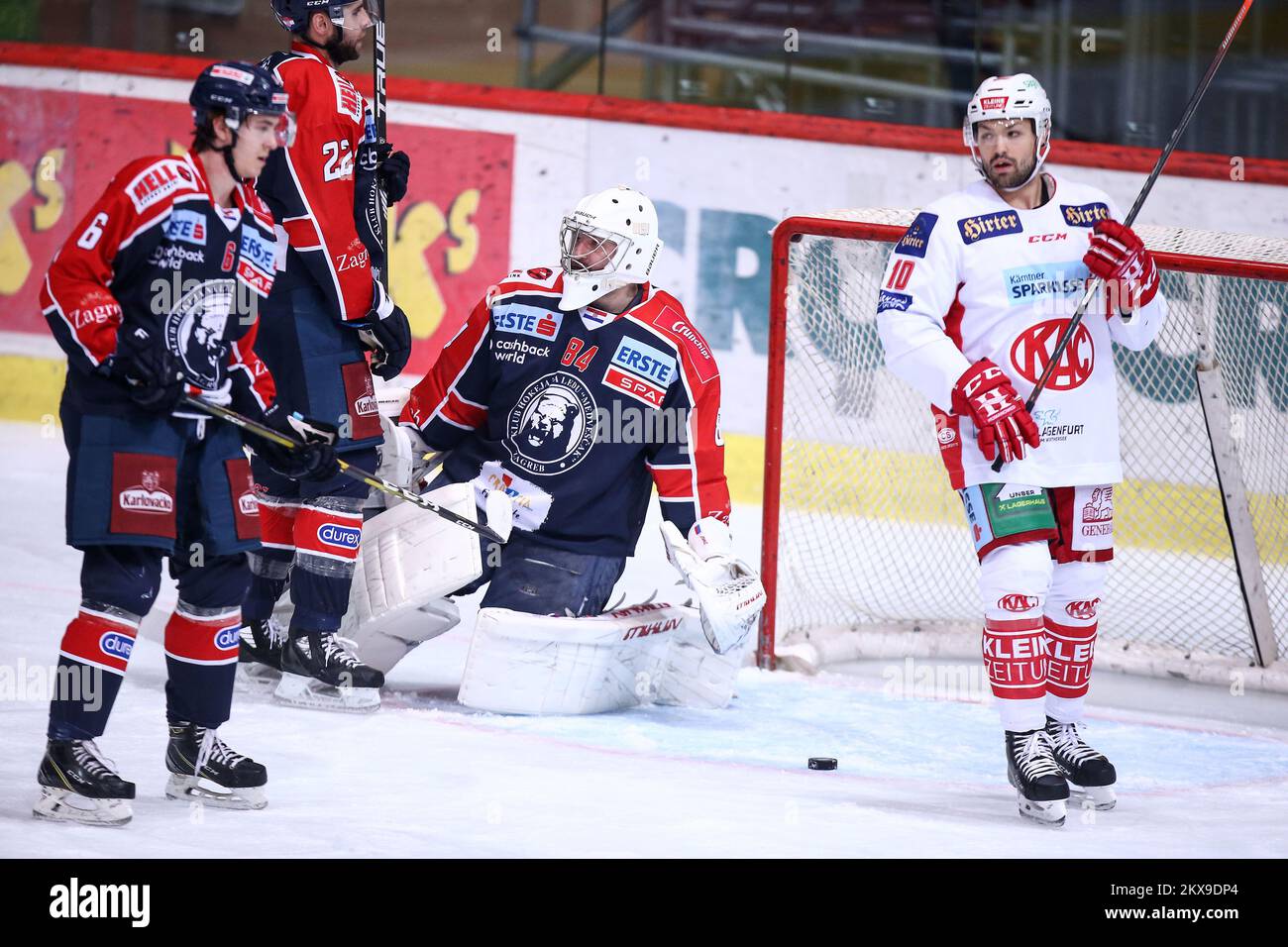 Andrew kozek Banque de photographies et d’images à haute résolution - Alamy