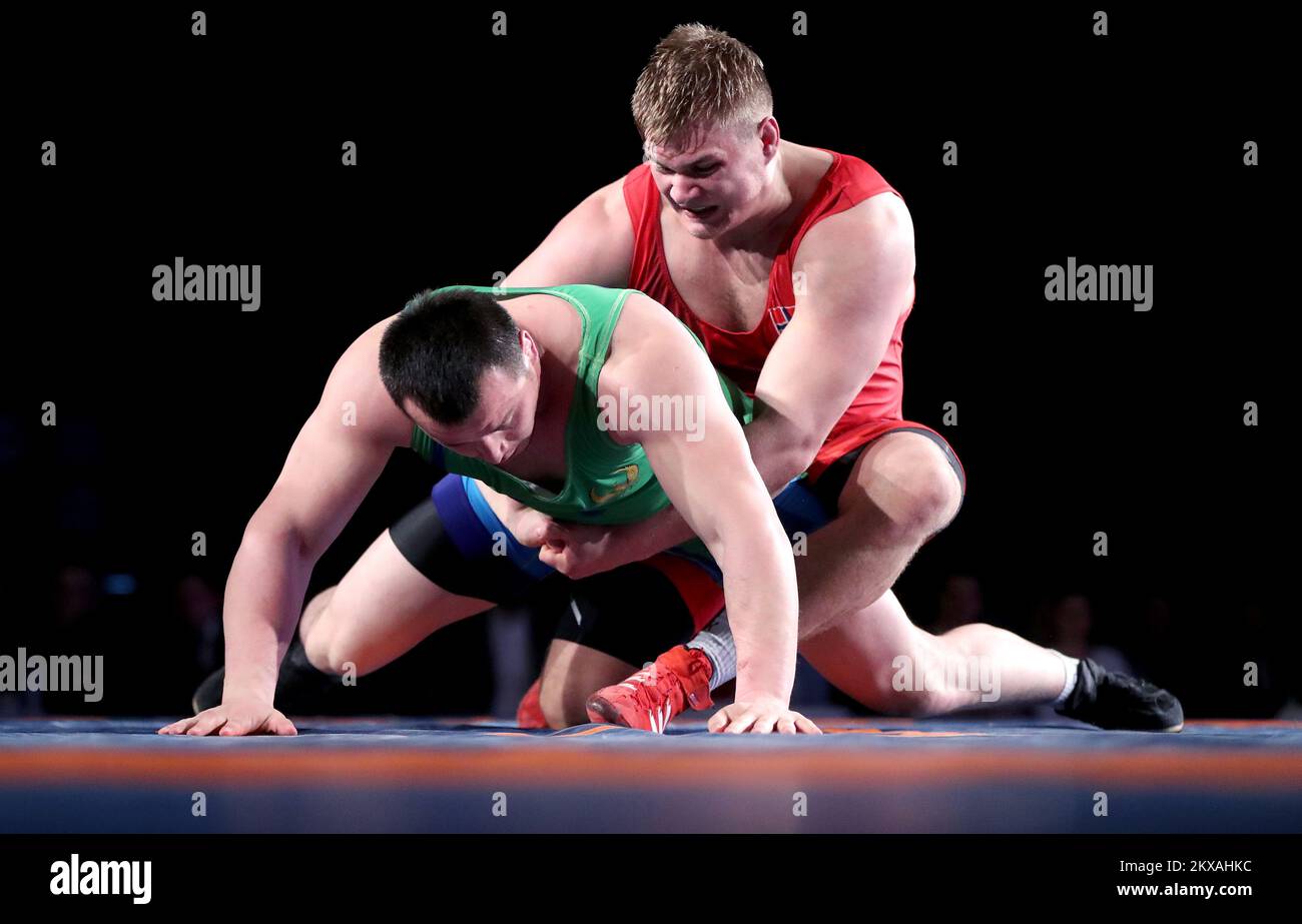 Muminjon abdullaev Banque de photographies et d’images à haute résolution - Alamy