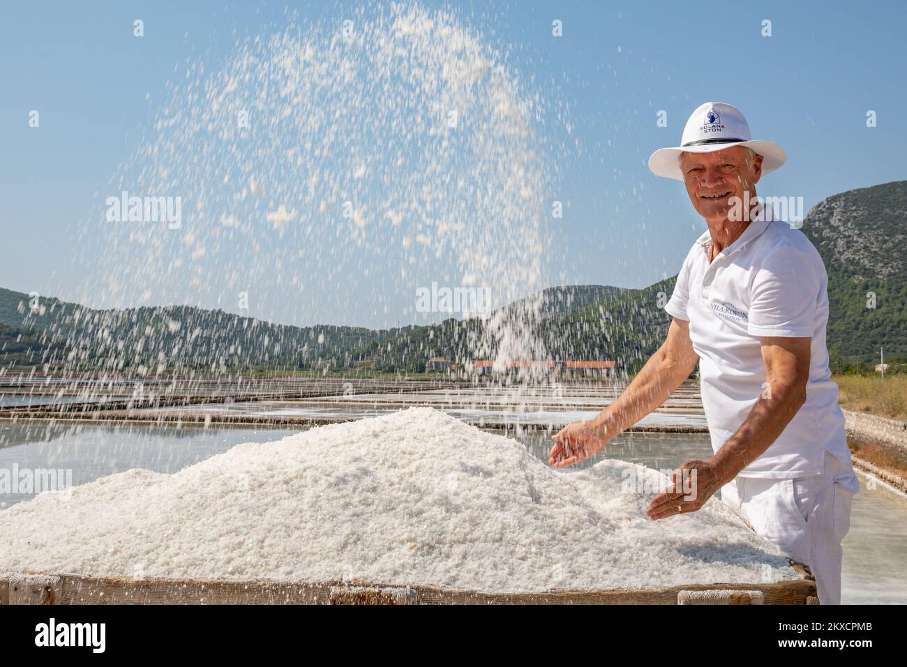 27.08.2019., Ston, presqu'île de Peljesac - récolte de sel de mer à ...