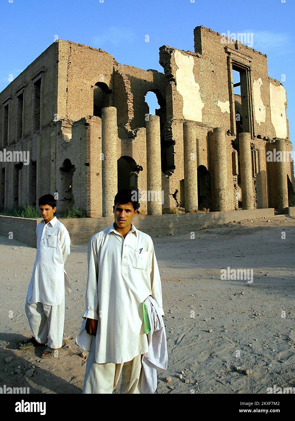 Jalalabad, province de Nangarhar / Afghanistan : deux hommes en ...