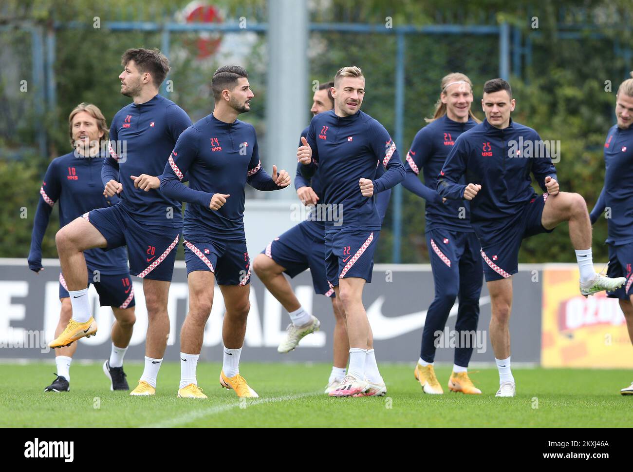 Les joueurs de football Bruno Petkovic, Antonio Mirko Colak, Dario ...