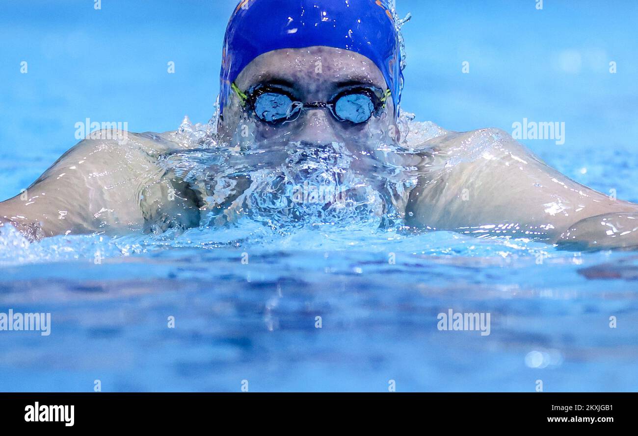 Le nageur croate Toni Slavica lors de la rencontre internationale de ...