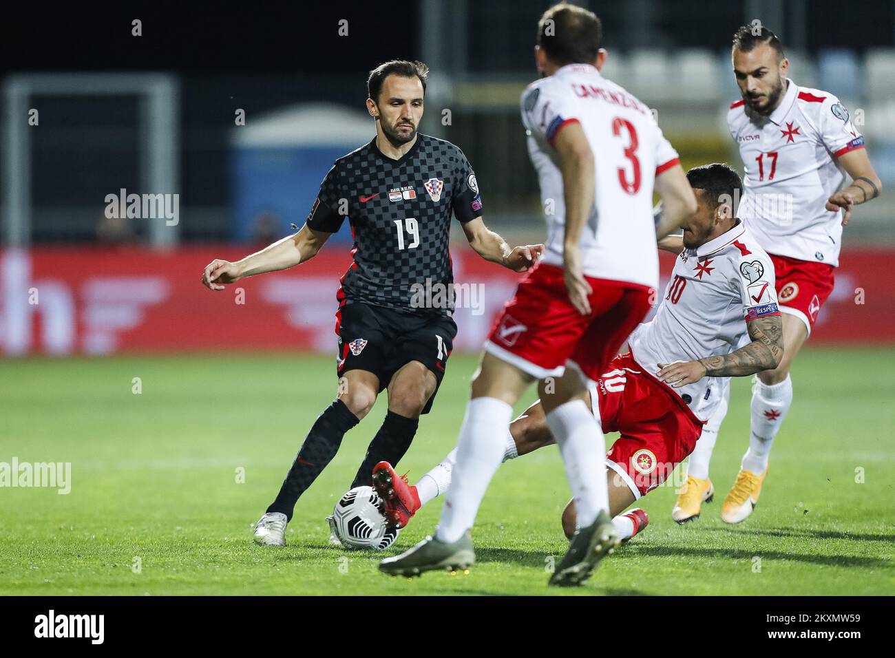RIJEKA, CROATIE - MARS 30: Milan Badelj de Croatie et Stephen Pisani ...