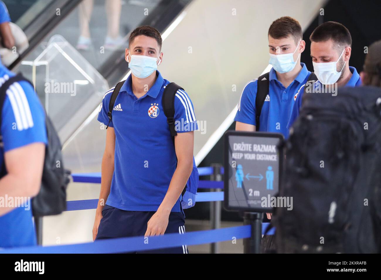 16 août 2021, aéroport de Pleso, Zagreb - les joueurs de football de la ...